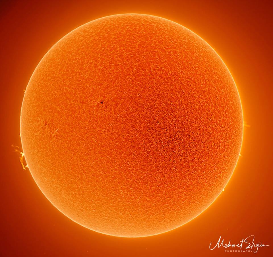 What is the real color of the Sun? – ASTROPEEPS.COM
